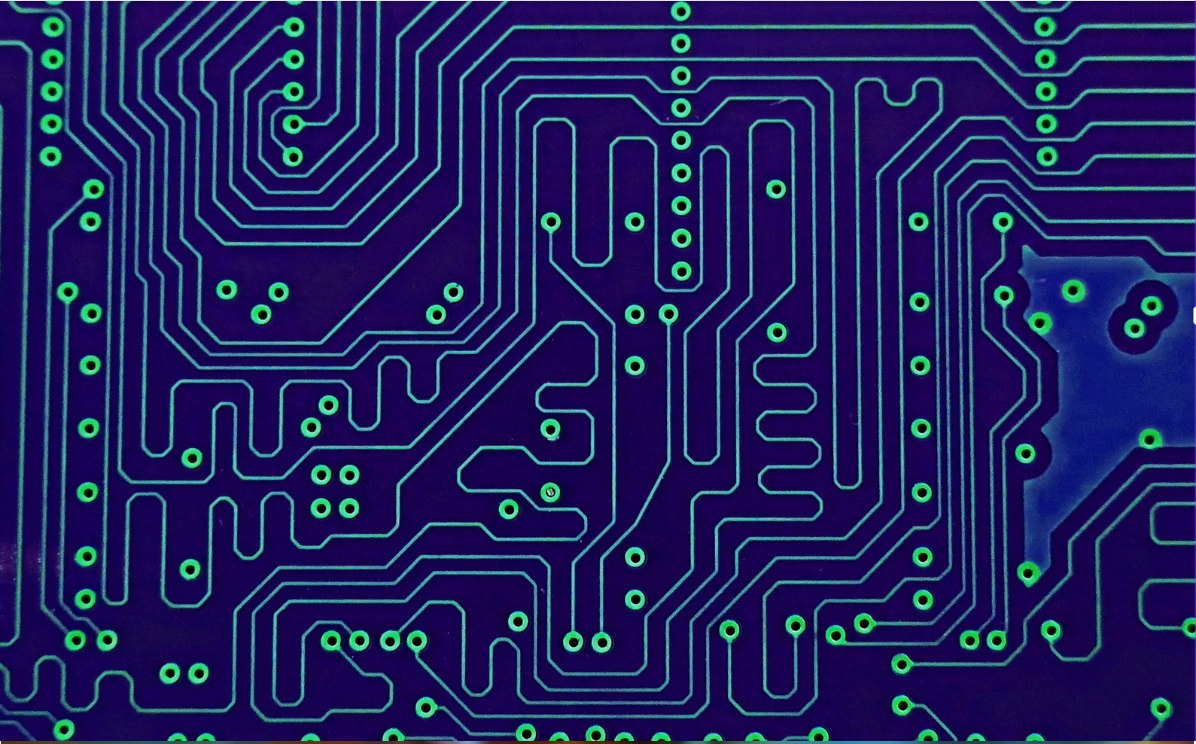Płytka PCB – co to jest i do czego służy?